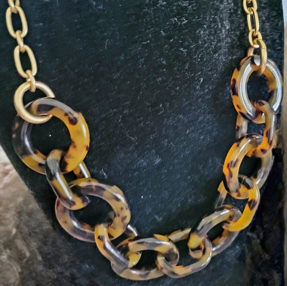J. Crew | Jewelry | J Crew Chunky Gold Tone Tortoise Necklace | Poshmark